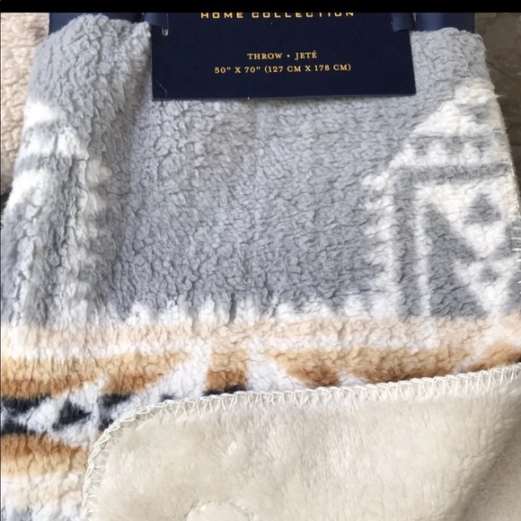 Pendleton | Bedding | Pendleton Sherpa Throw Gray Nwt 5x70 | Poshmark